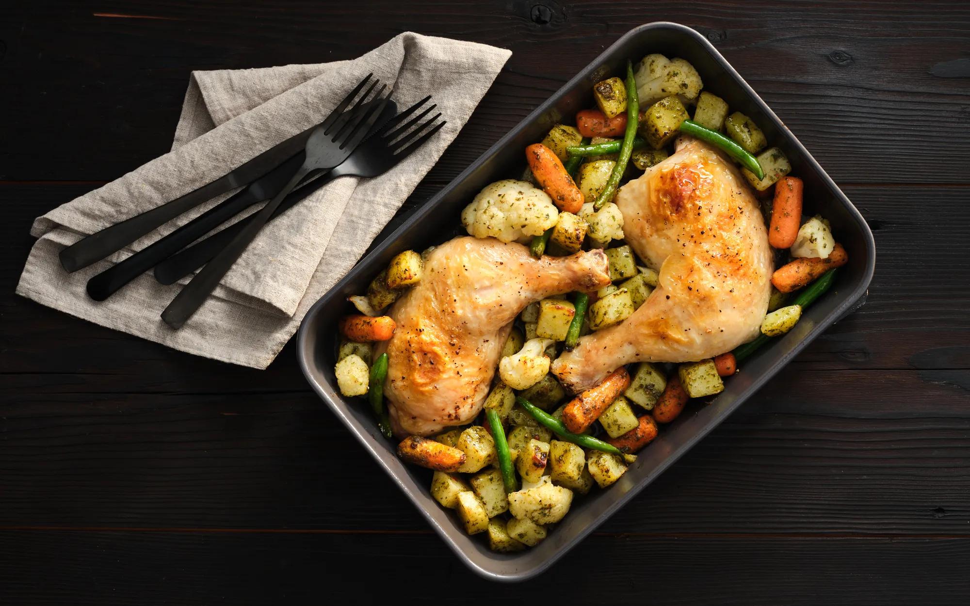 Chicken & Lemon Myrtle Veggie Tray Bake | Leggo's